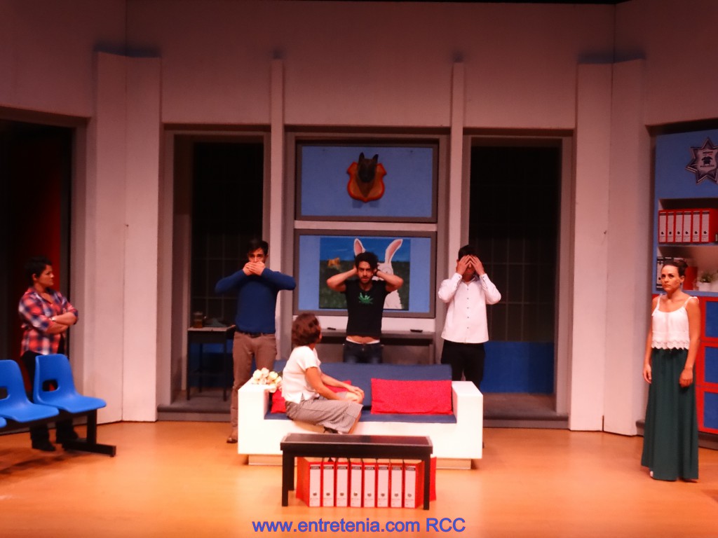 LOS BONOBOS — ENTRETENIA